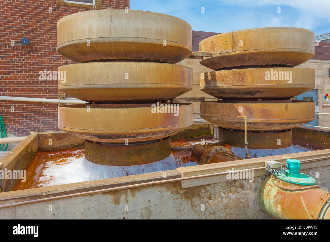 Cascade aerator aerators hi-res stock photography and images - Alamy