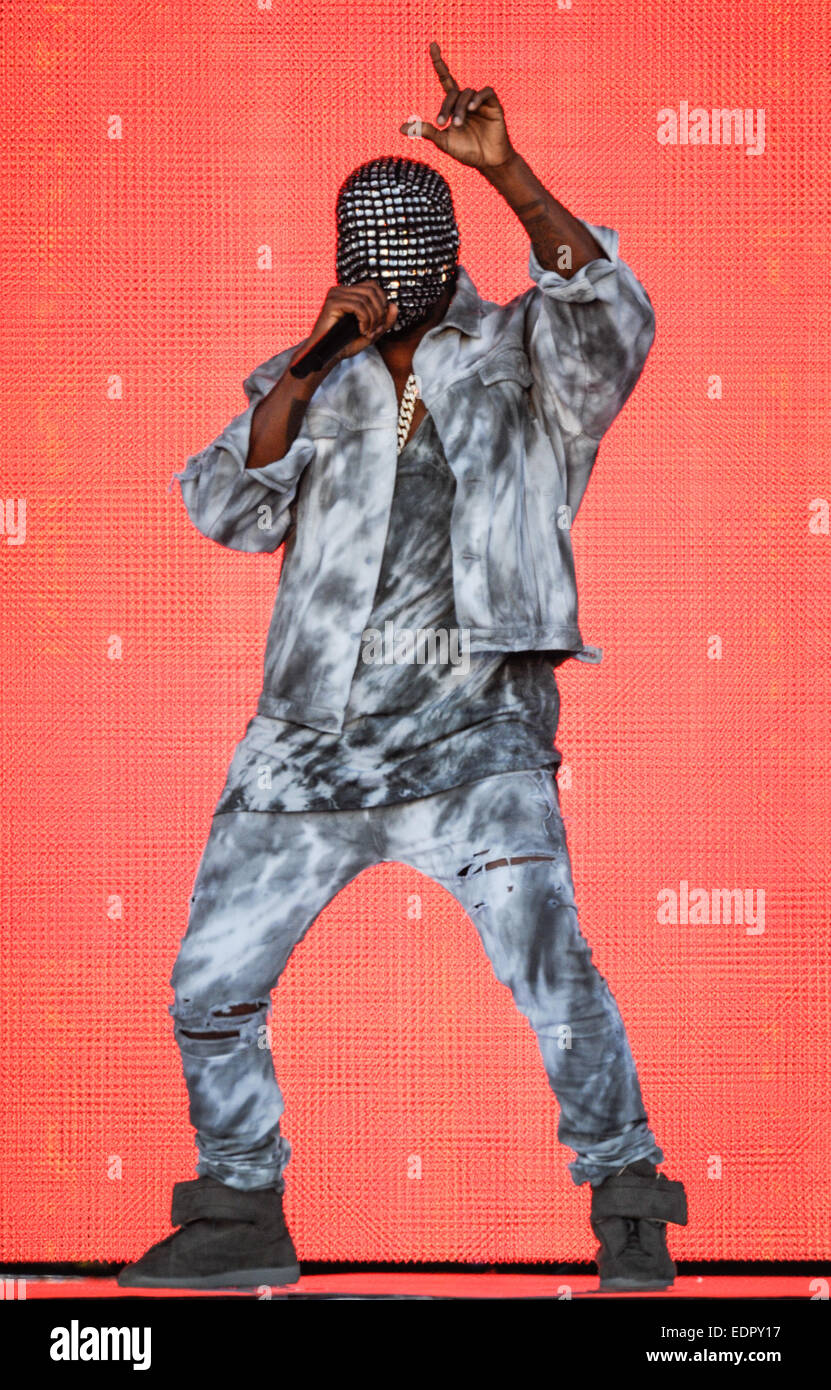Wireless Festival 2014 - Day 3 - Performances - Kanye West Featuring ...