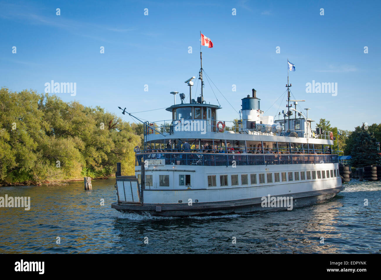 Ferry boat leaving Centre Island, Toronto Stock Photo - Alamy
