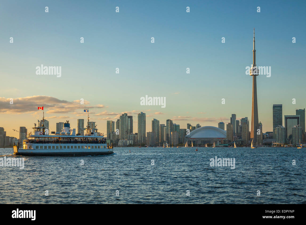 Ferry heading to Queen's Quay terminal. Toronto, Canada Stock Photo - Alamy