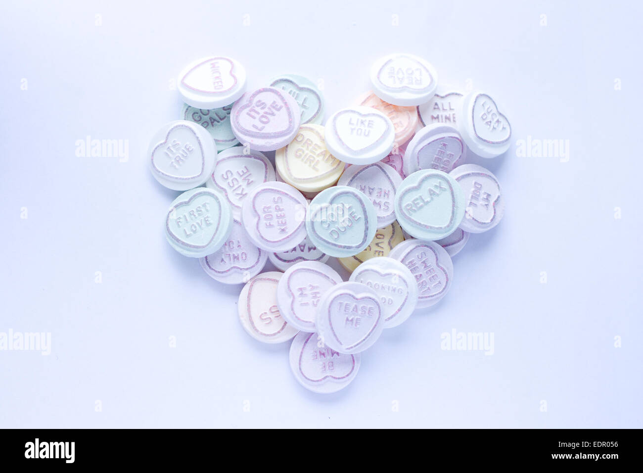 Love heart sweets hi-res stock photography and images - Alamy