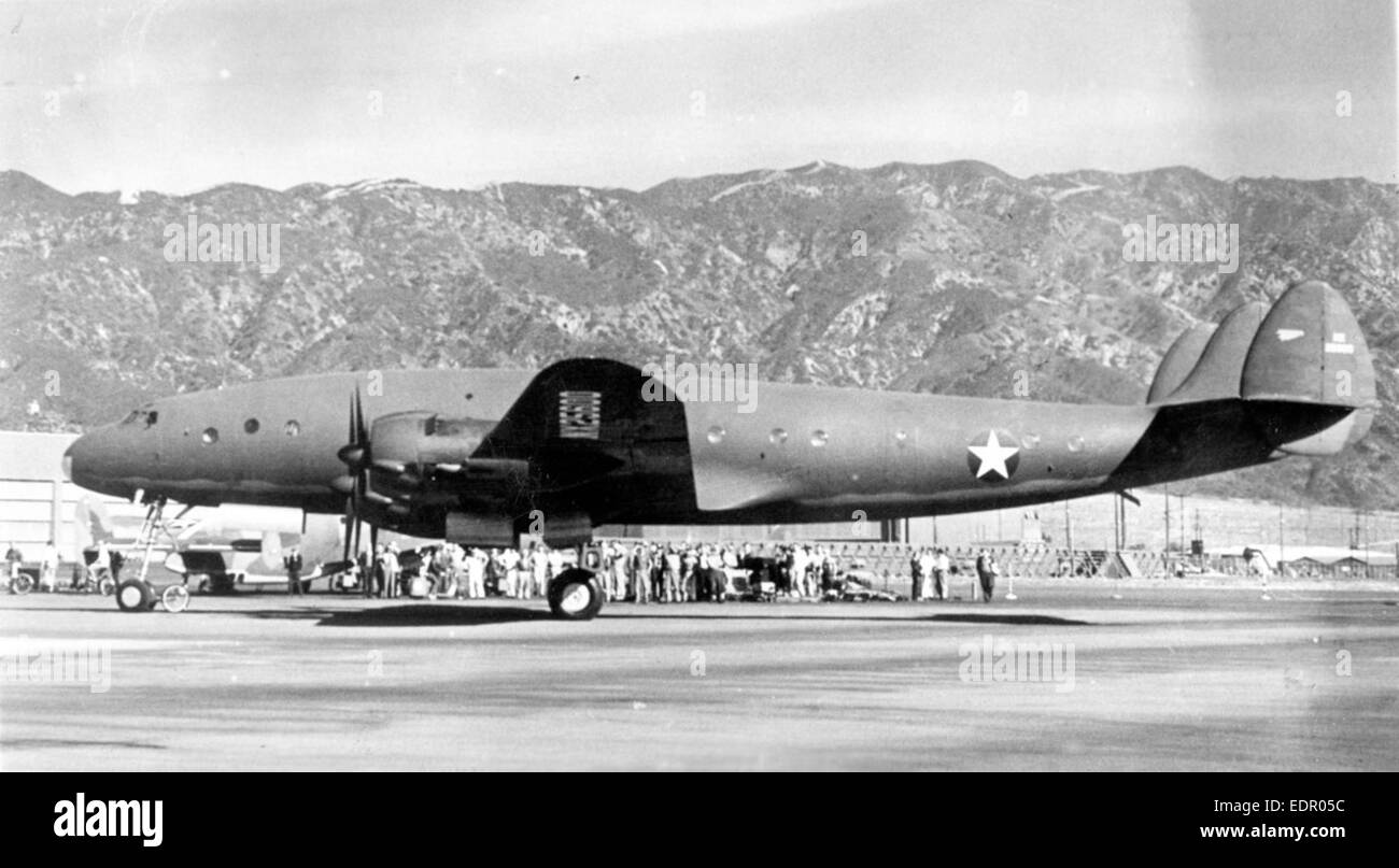 Lockheed c 69 constellation hi-res stock photography and images - Alamy