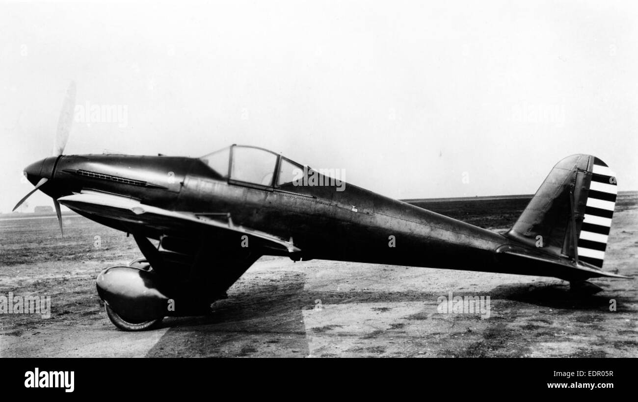 The Curtiss XP-31 was an experimental American fighter aircraft ...