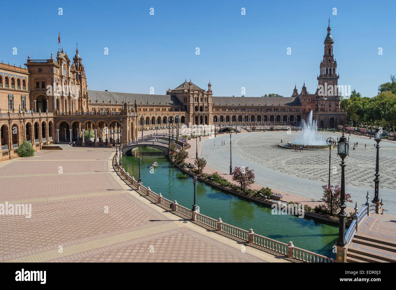 Spain square plaza de espana hi-res stock photography and images - Alamy