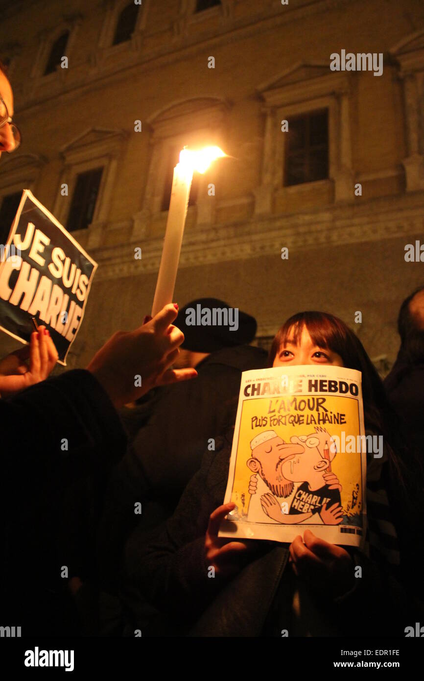 Rome, Italy. 8th January 2015. Vigil for the Charlie Hebdo terrorist ...