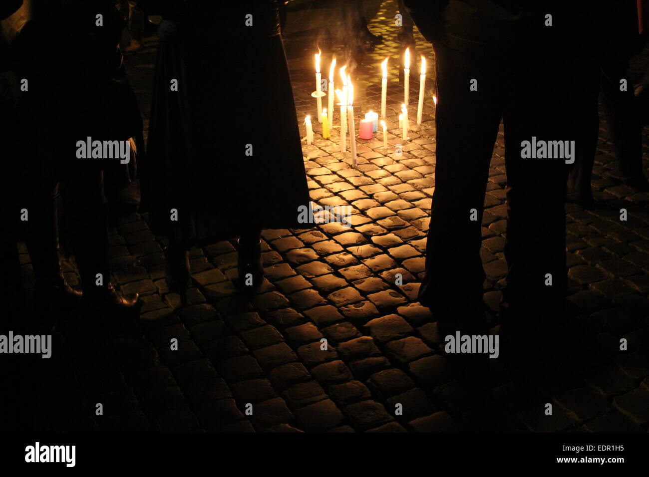 Rome, Italy. 8th January 2015. Vigil for the Charlie Hebdo terrorist ...
