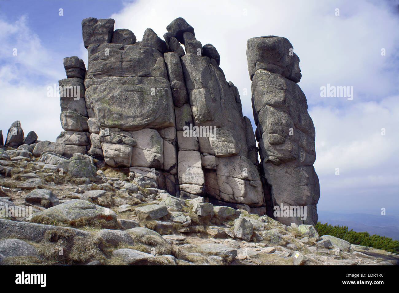 Group rocks hi-res stock photography and images - Alamy