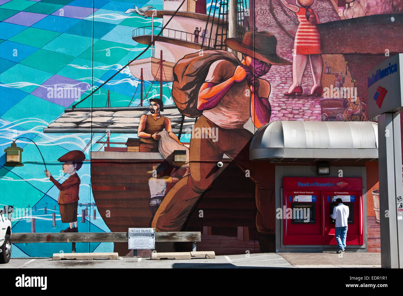 Graffiti wall atm hi-res stock photography and images - Alamy