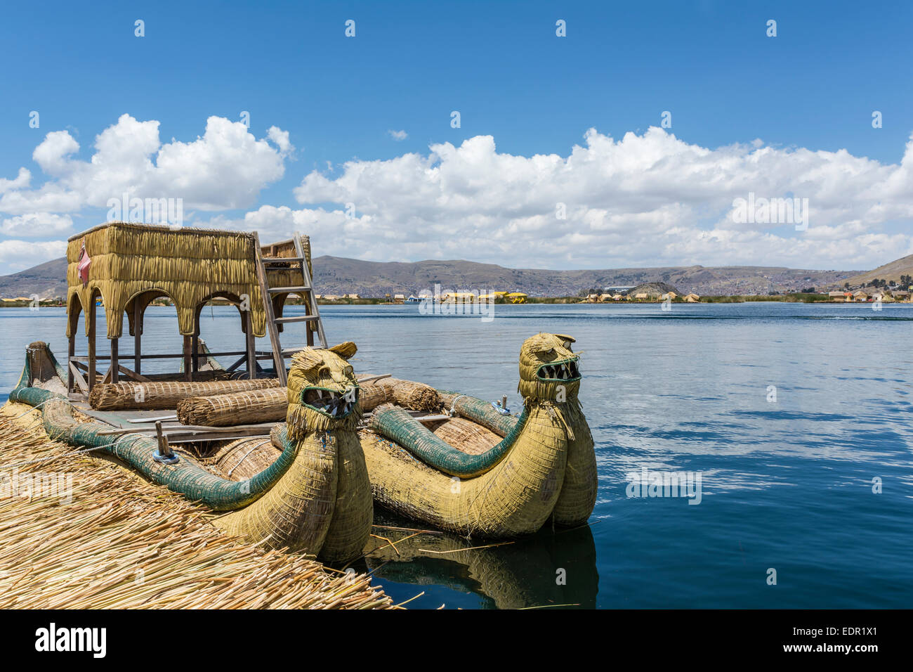 Floating islands hi-res stock photography and images - Alamy