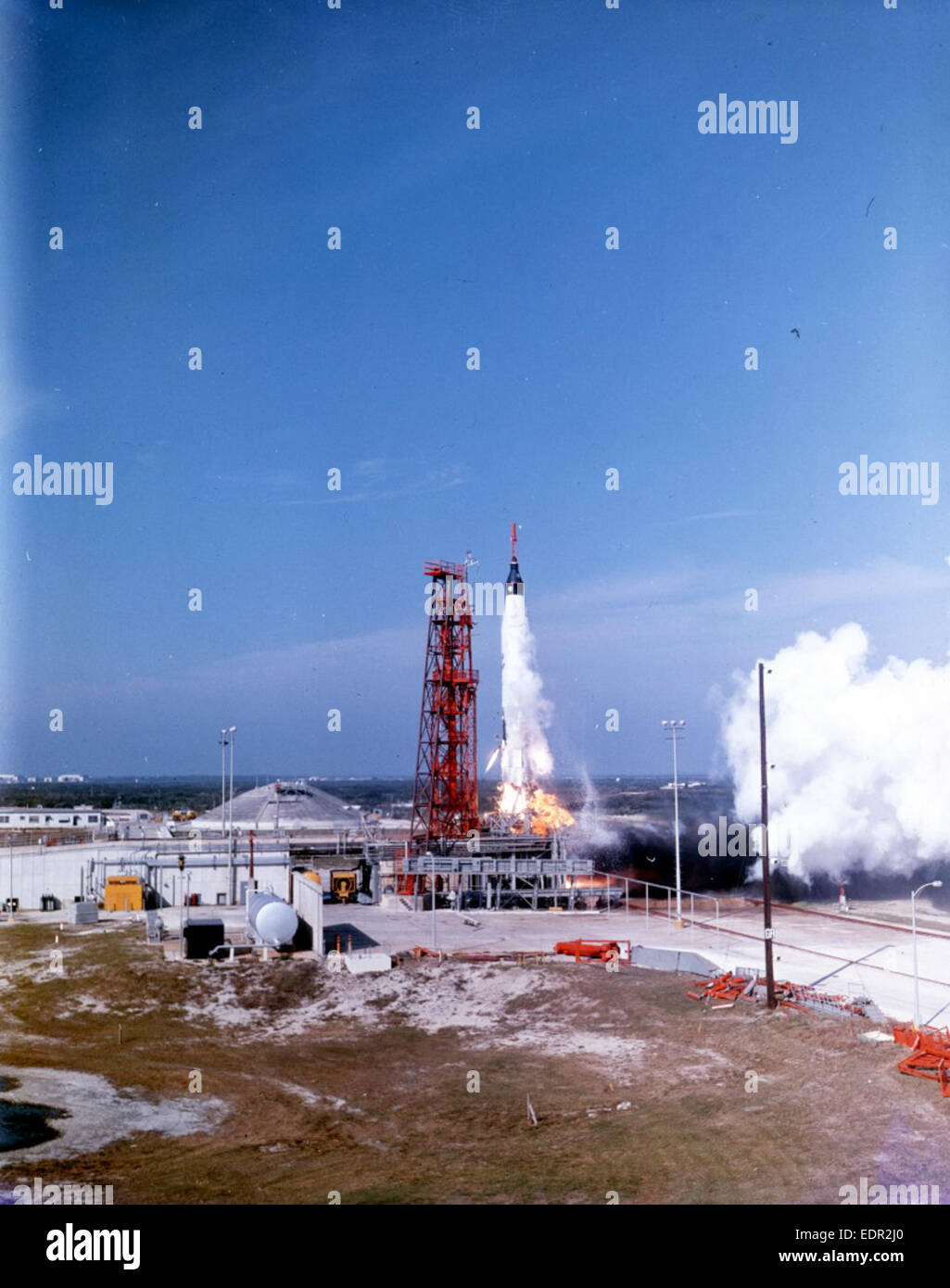 Launch complex 14 hi-res stock photography and images - Alamy