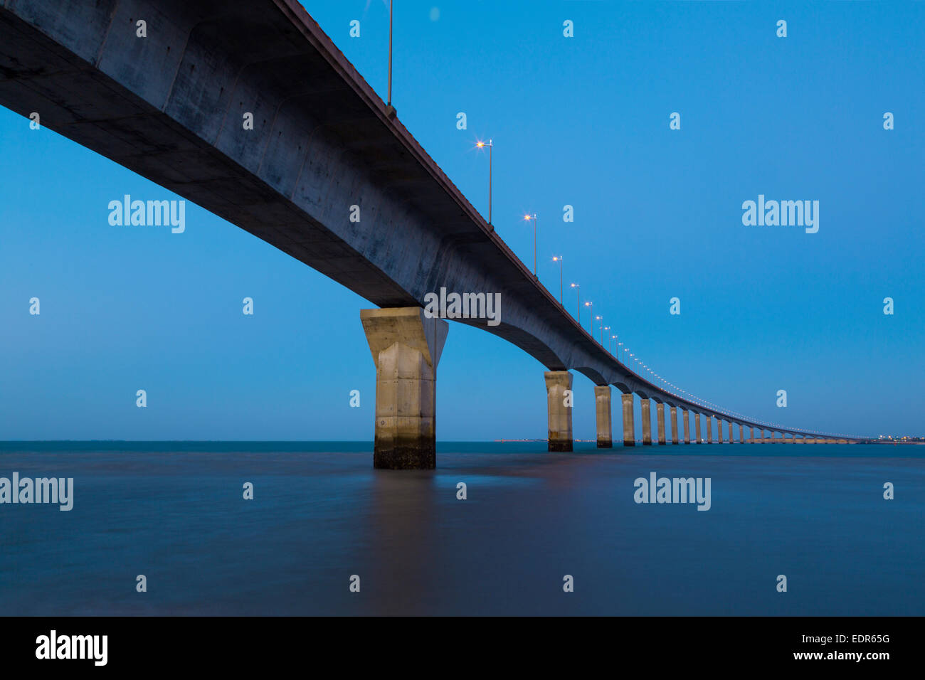 The Bridge Of Ile De Re To La Rochelle, Poitou Charente, Charente ...