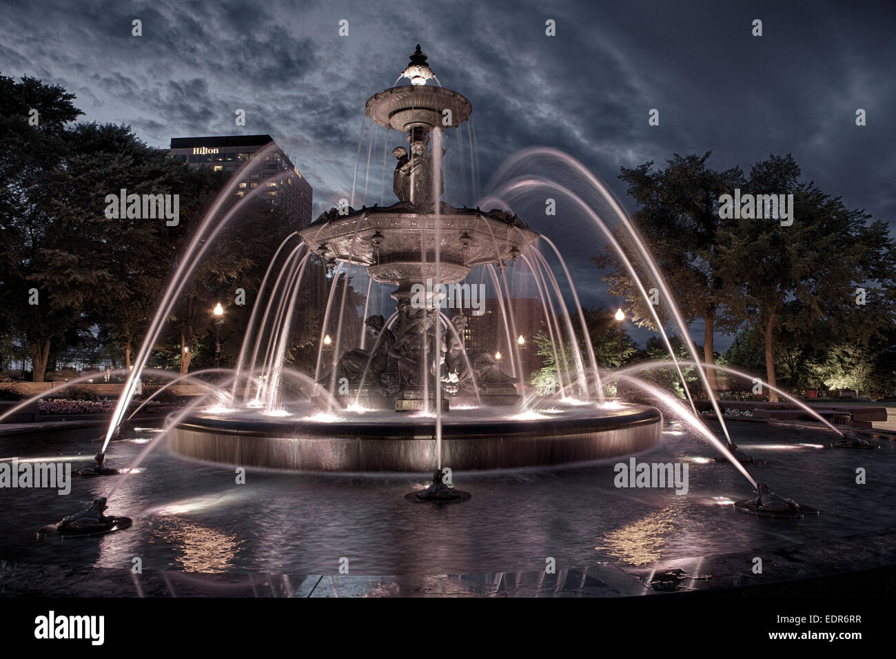 The fountain of Tourny, in front of parliament Stock Photo - Alamy