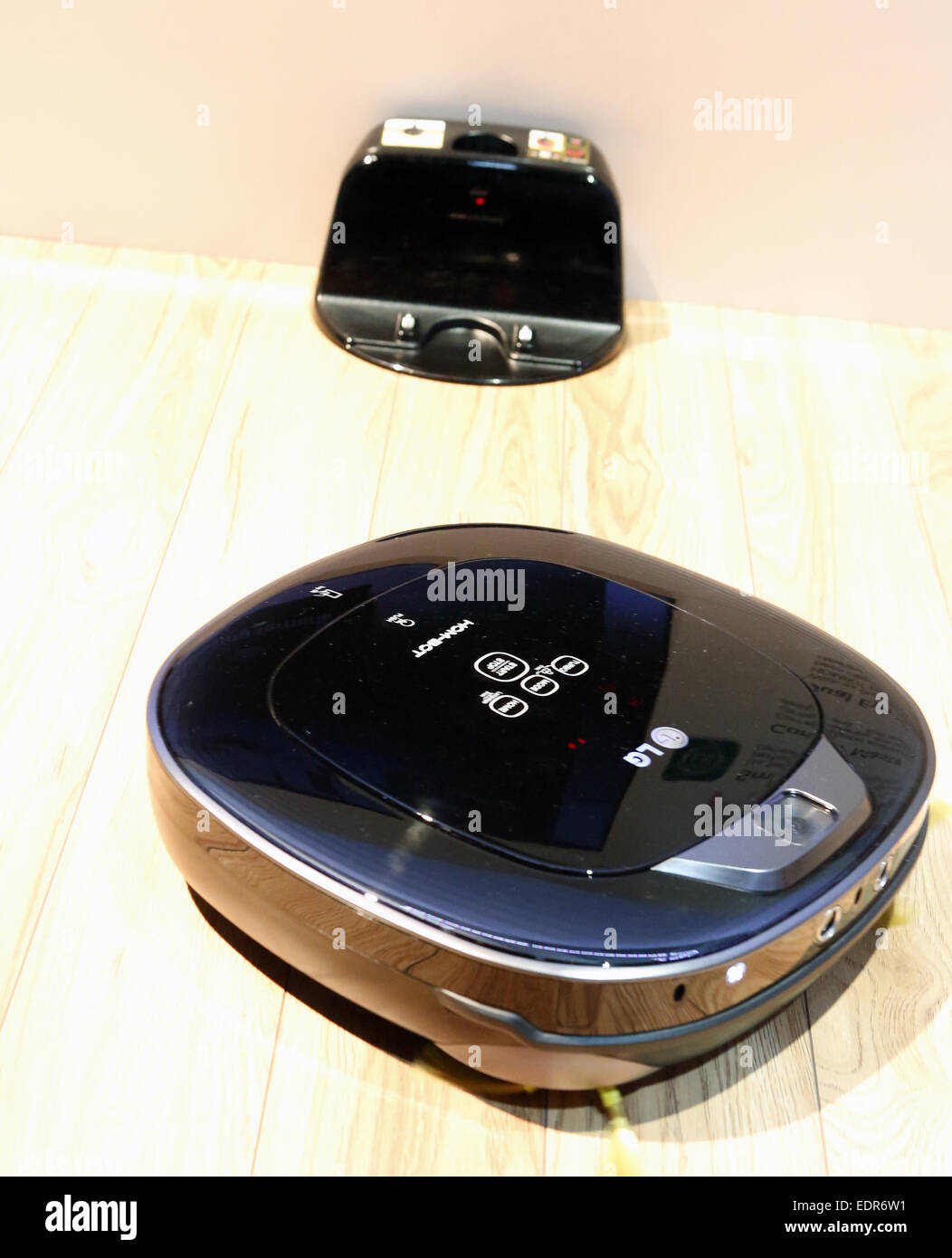 Las Vegas, Nevada, USA. 8th Jan, 2015. LG's Home Bot Square is ...