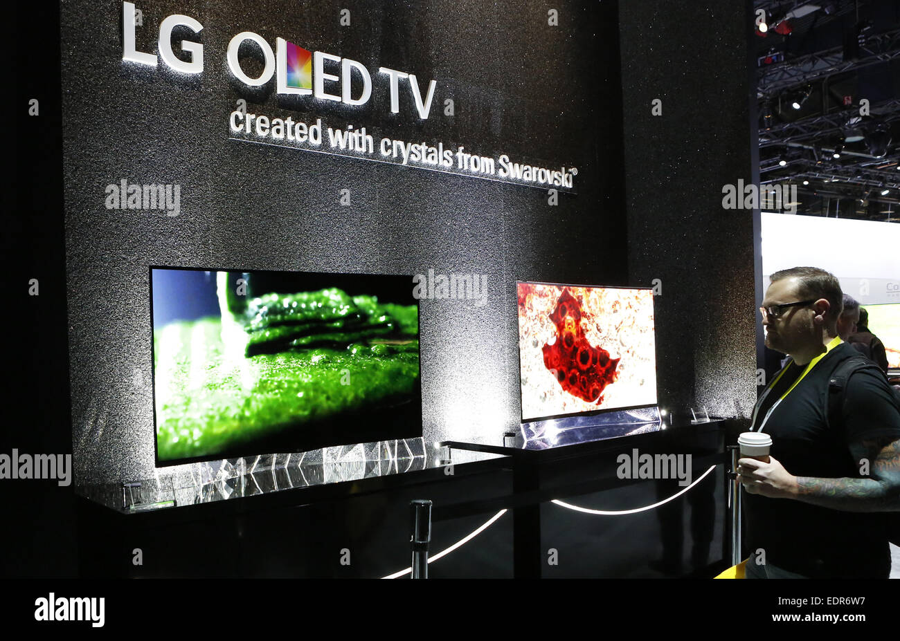 Las Vegas, Nevada, USA. 8th Jan, 2015. LG's OLED TVs are displayed at Las Vegas Convention ...