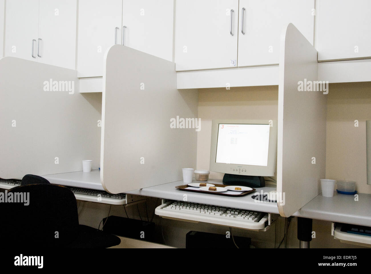 Consumer Testing At A Consumer Product Testing Laboratory In Reading Uk