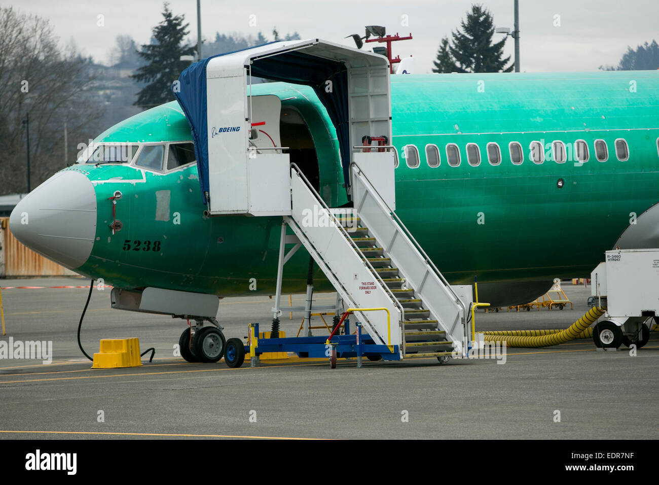 Boeing renton factory building hi-res stock photography and images - Alamy