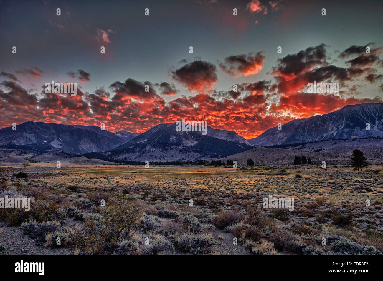 Sierra nevada mountain sunset hi-res stock photography and images - Alamy