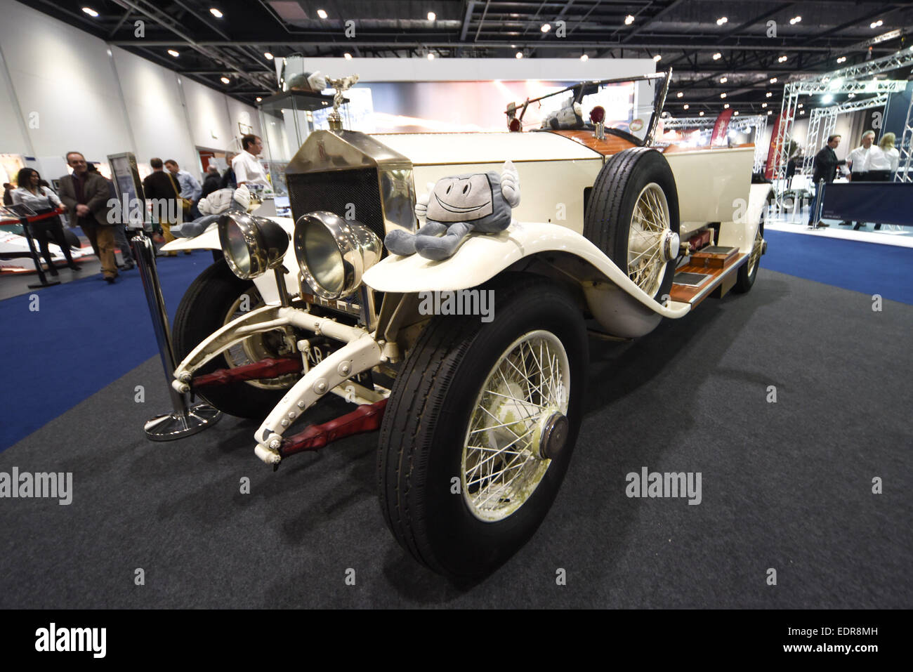 James martin chef cars hi-res stock photography and images - Alamy