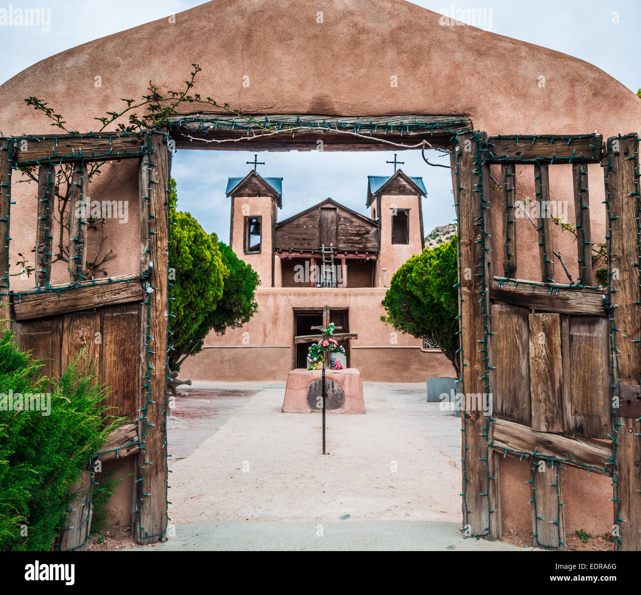 Santuario de Nuestro Senor de Esquipulas, Chimayo, New Mexico, USA ...