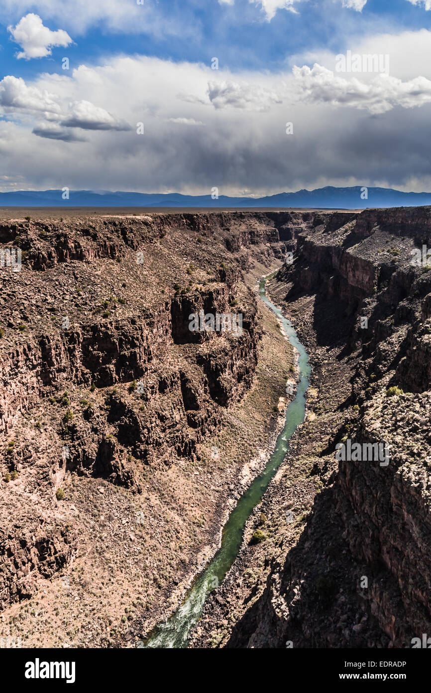 Valley ravine gorge canyon hi-res stock photography and images - Alamy