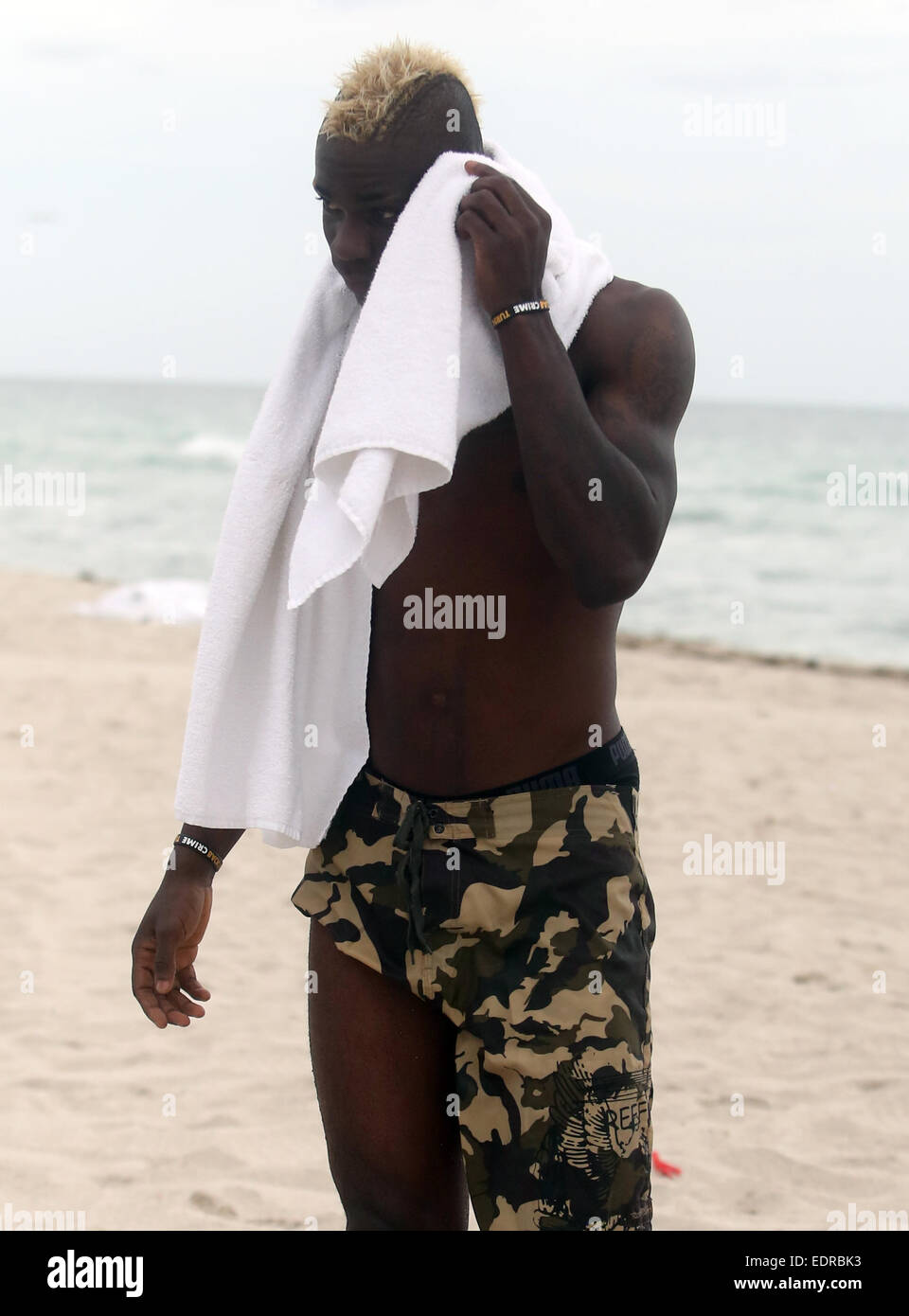 Mario Balotelli and fiancee Fanny Neguesha enjoy the day on Miami Beach ...