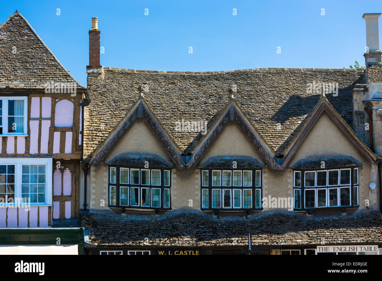 Tudor architecture hi-res stock photography and images - Alamy