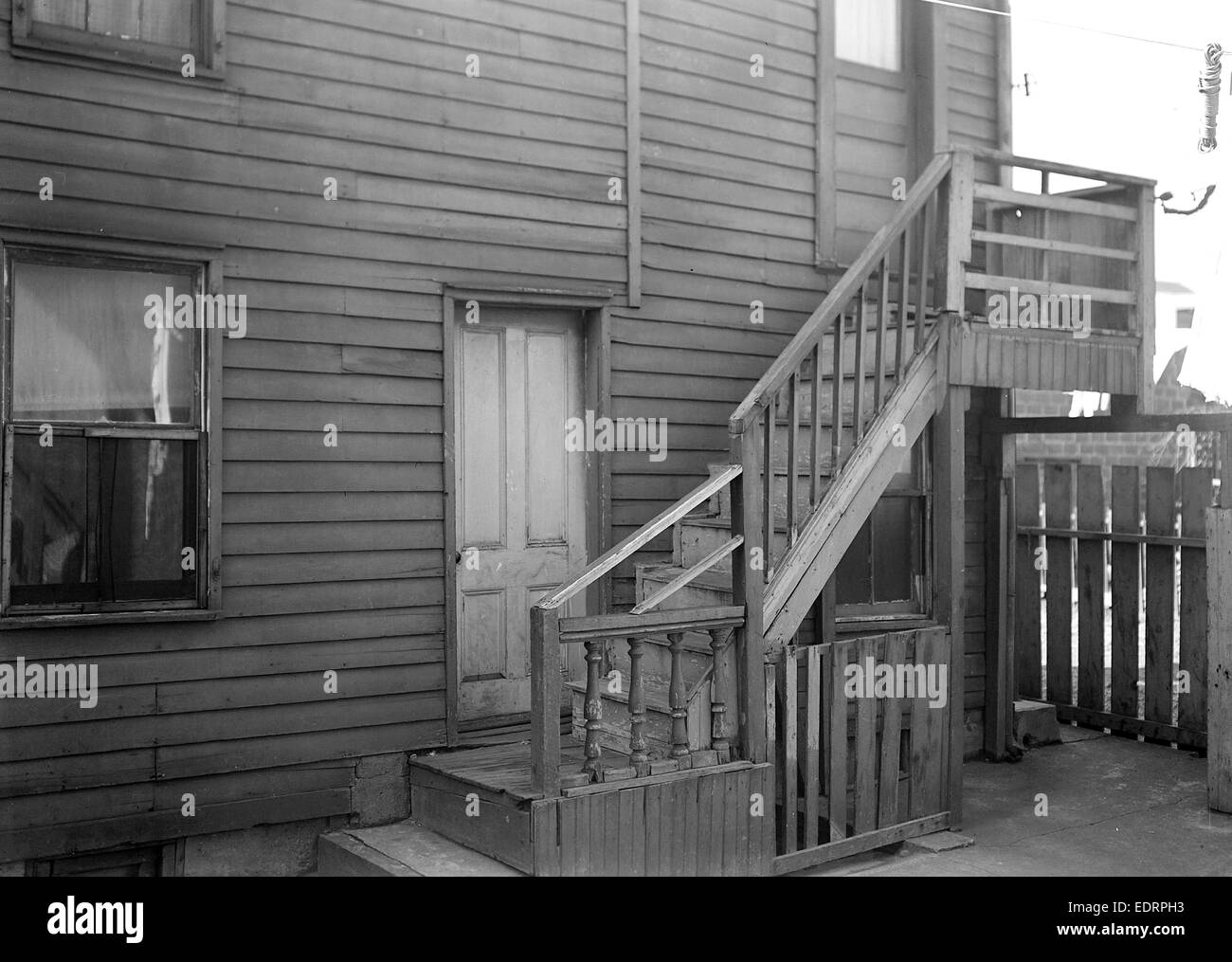 Paterson, New Jersey - Textiles. Former silk workers. Rear Tenement off ...