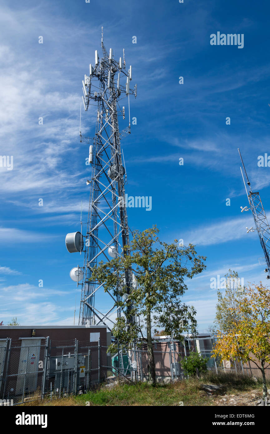 Cell Phone Transmission Towers Stock Photo - Alamy
