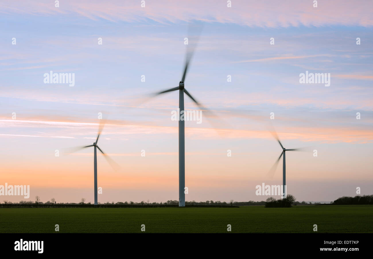 Ww2 airfield hi-res stock photography and images - Alamy