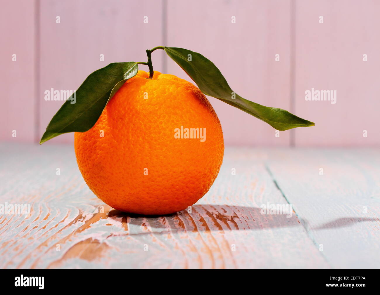 Big oranges hi-res stock photography and images - Alamy