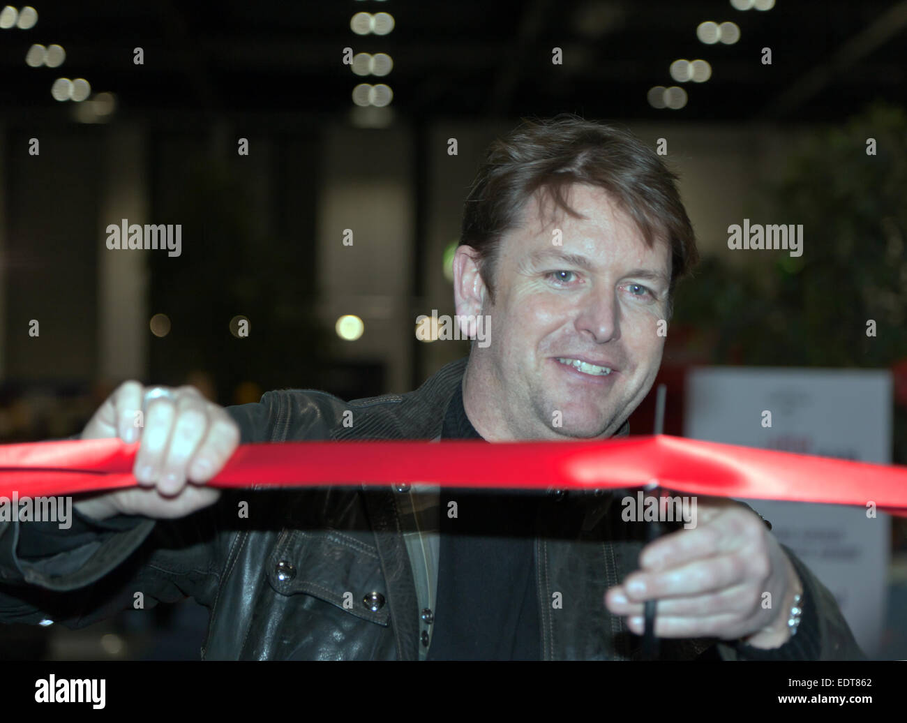 James martin chef cars hi-res stock photography and images - Alamy