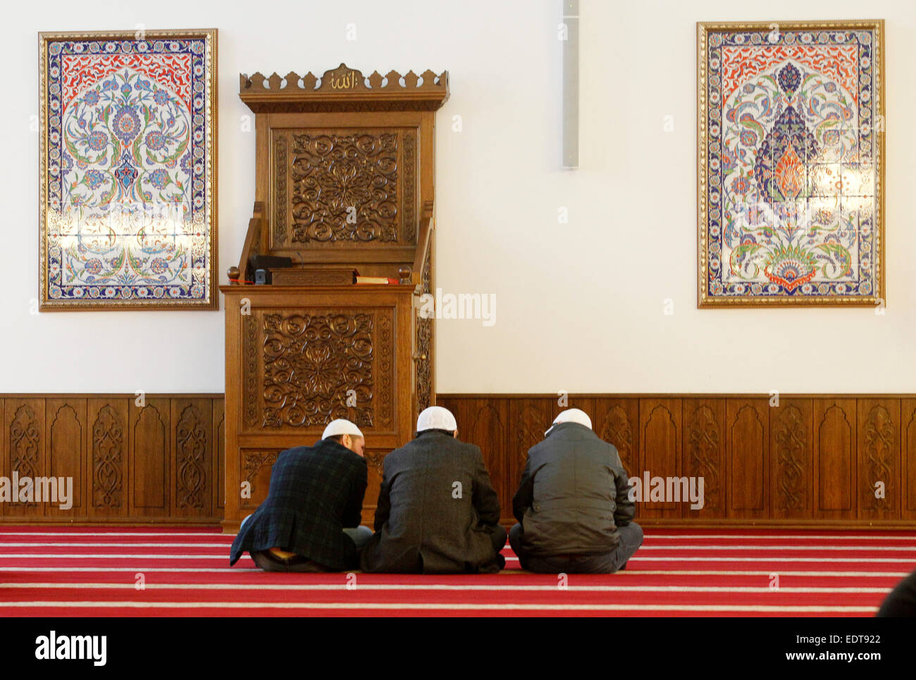 Duisburg, Germany. 09th Jan, 2015. Muslims get ready for Friday prayer ...