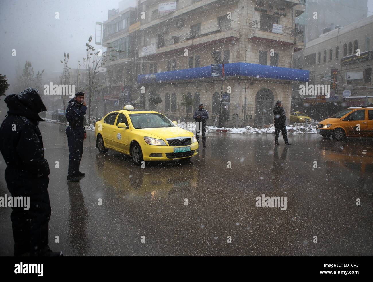 Ramallah, West Bank, Palestinian Territory. 9th Jan, 2015. Palestinians ...