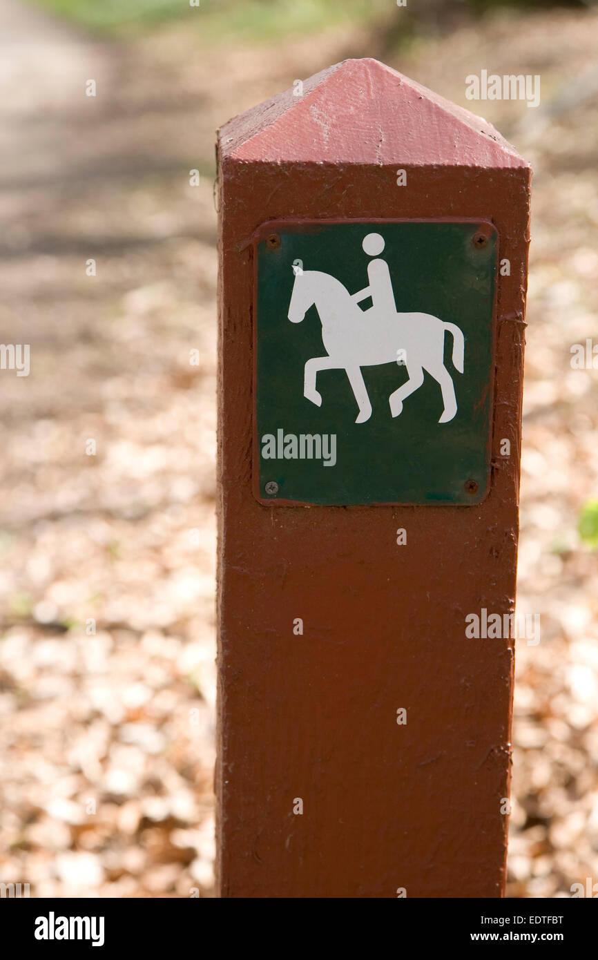 Horse Riding Sign High Resolution Stock Photography and Images - Alamy