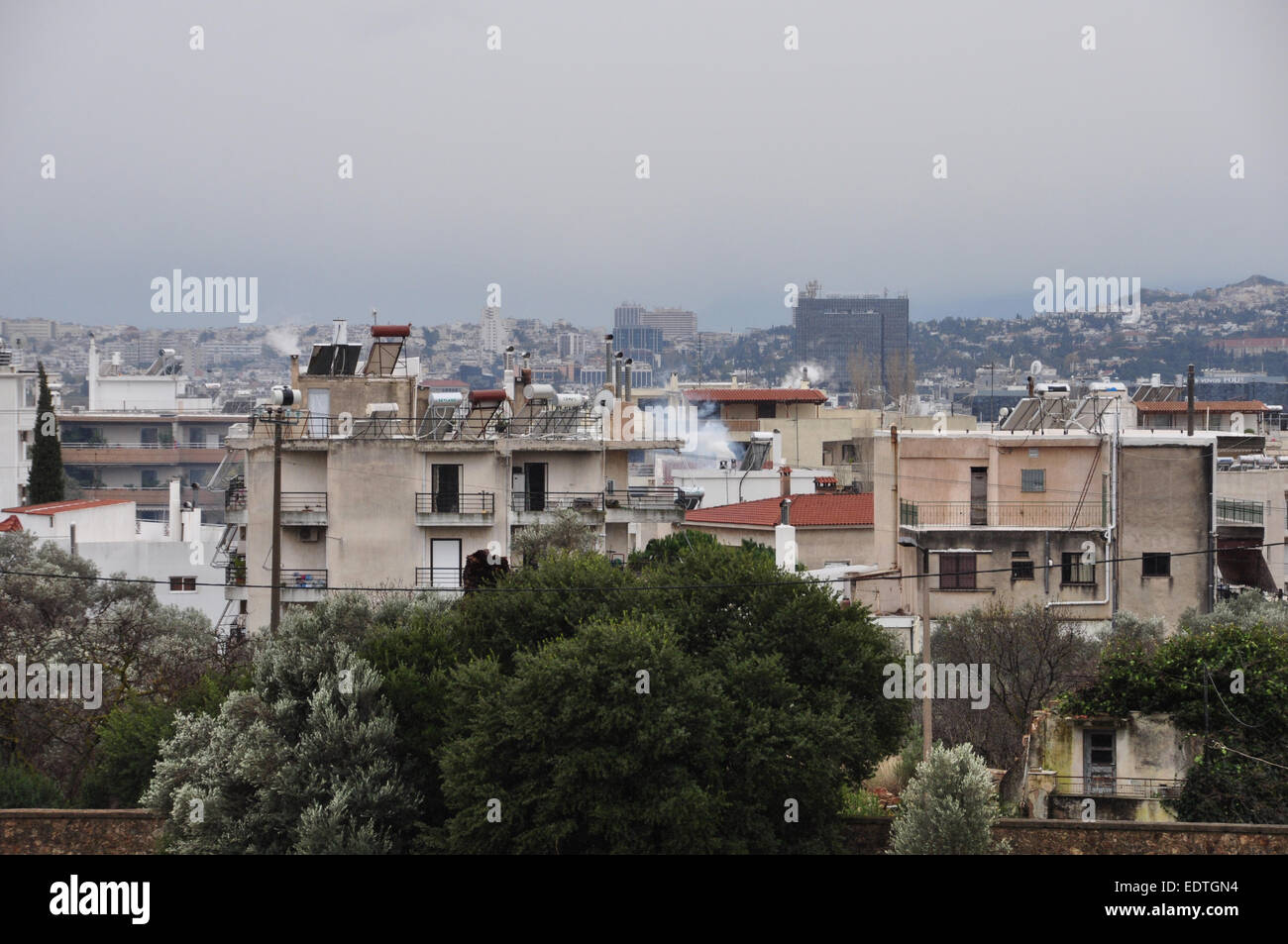 Urban air pollution athens hi-res stock photography and images - Alamy