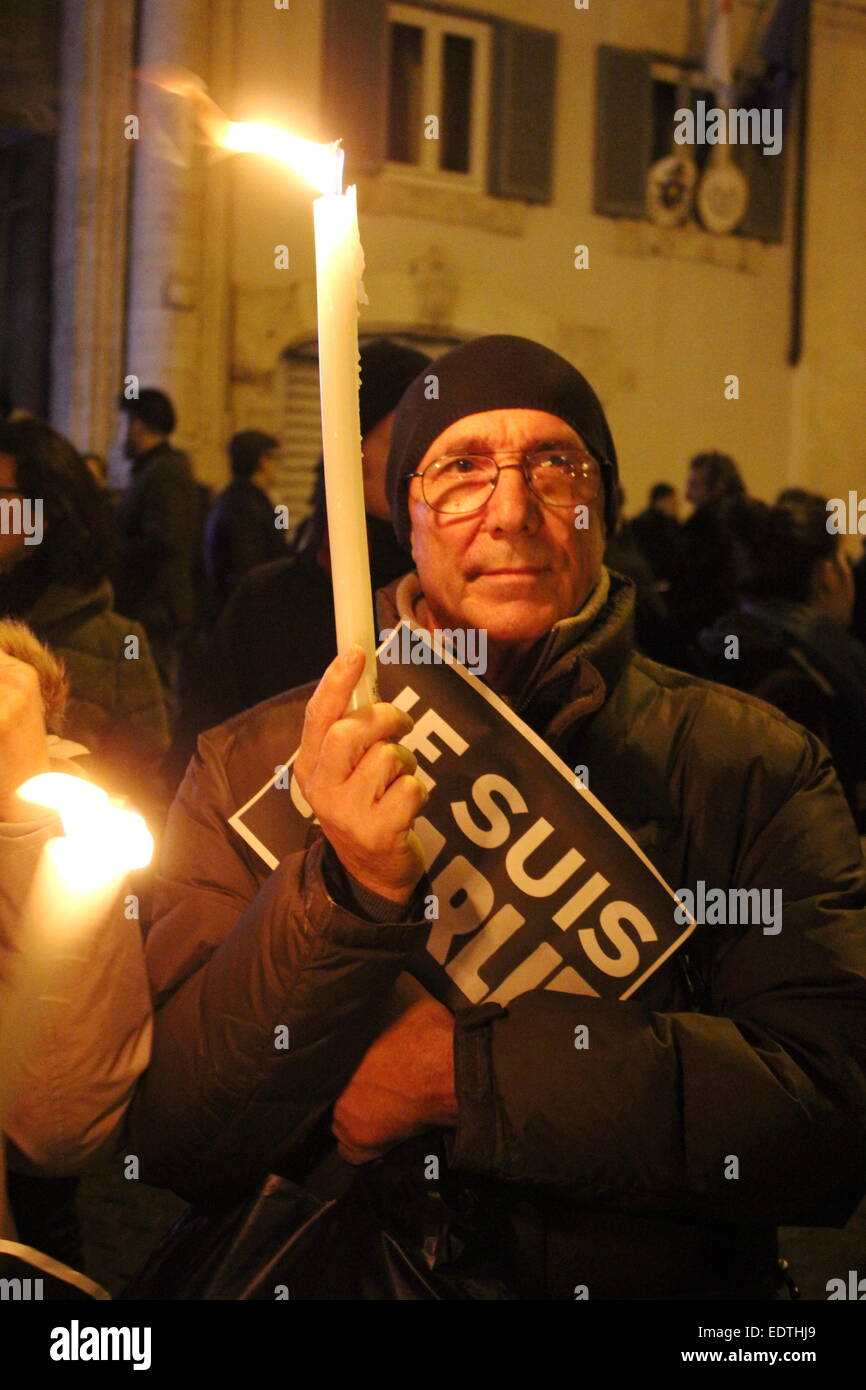 Rome, Italy. 8th January 2015. Vigil for the Charlie Hebdo terrorist ...
