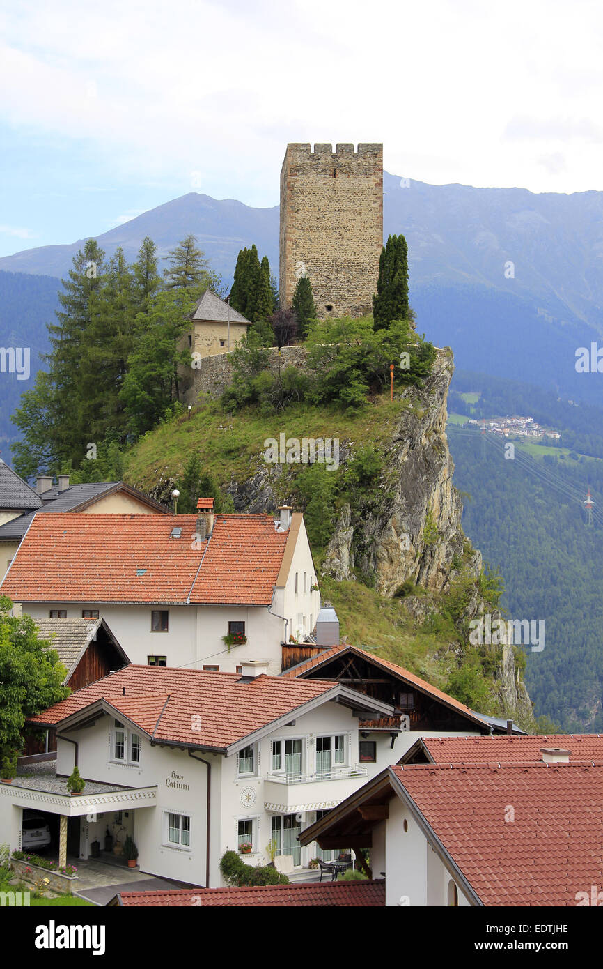 Burg Laudegg in Ladis, Tirol, Österreich,Laudegg Castle in Ladis, Tyrol ...