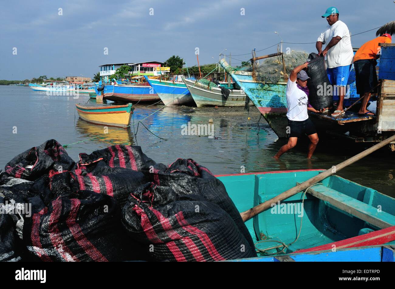 Ice boats carrying people hi-res stock photography and images - Alamy