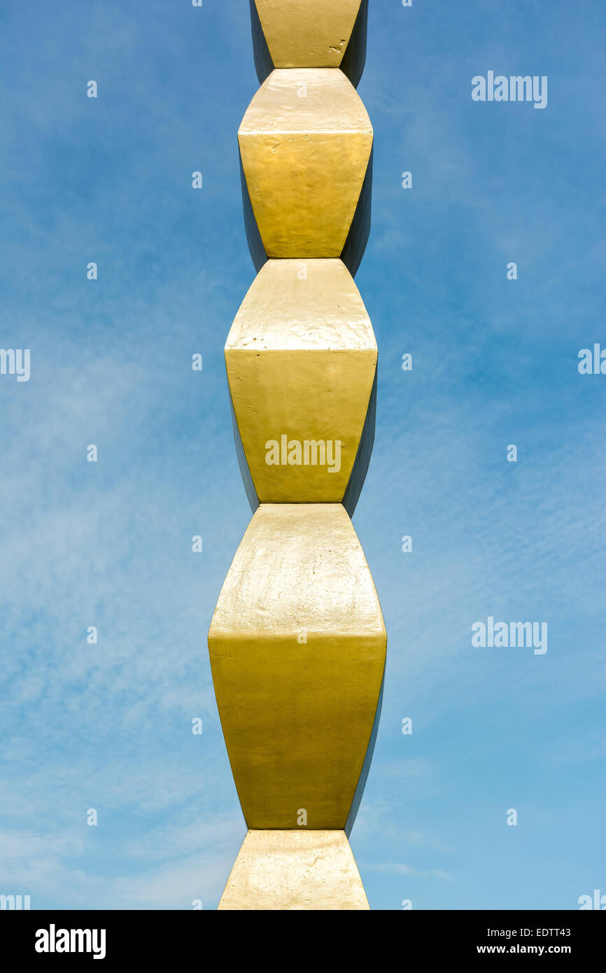Infinity column hi-res stock photography and images - Alamy