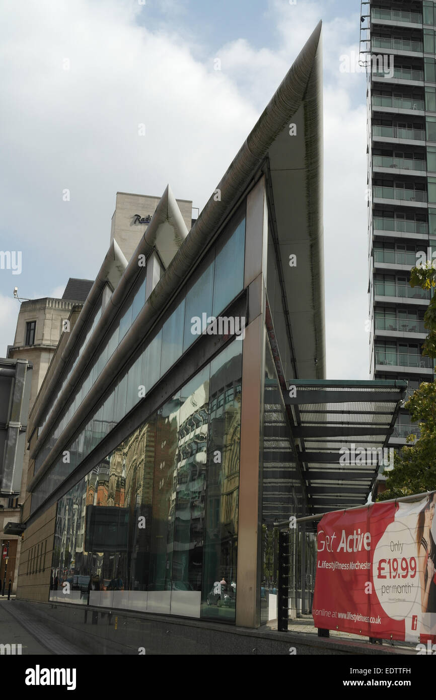 Portrait wedge-shaped Pavilion Unit, to Great Northern Tower and ...