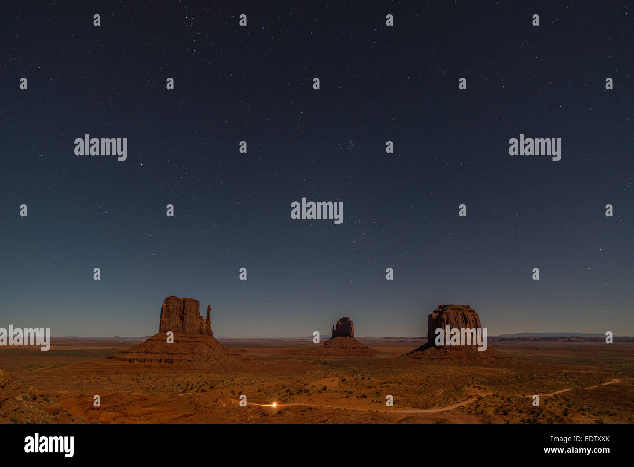 Monument valley night sky hi-res stock photography and images - Alamy