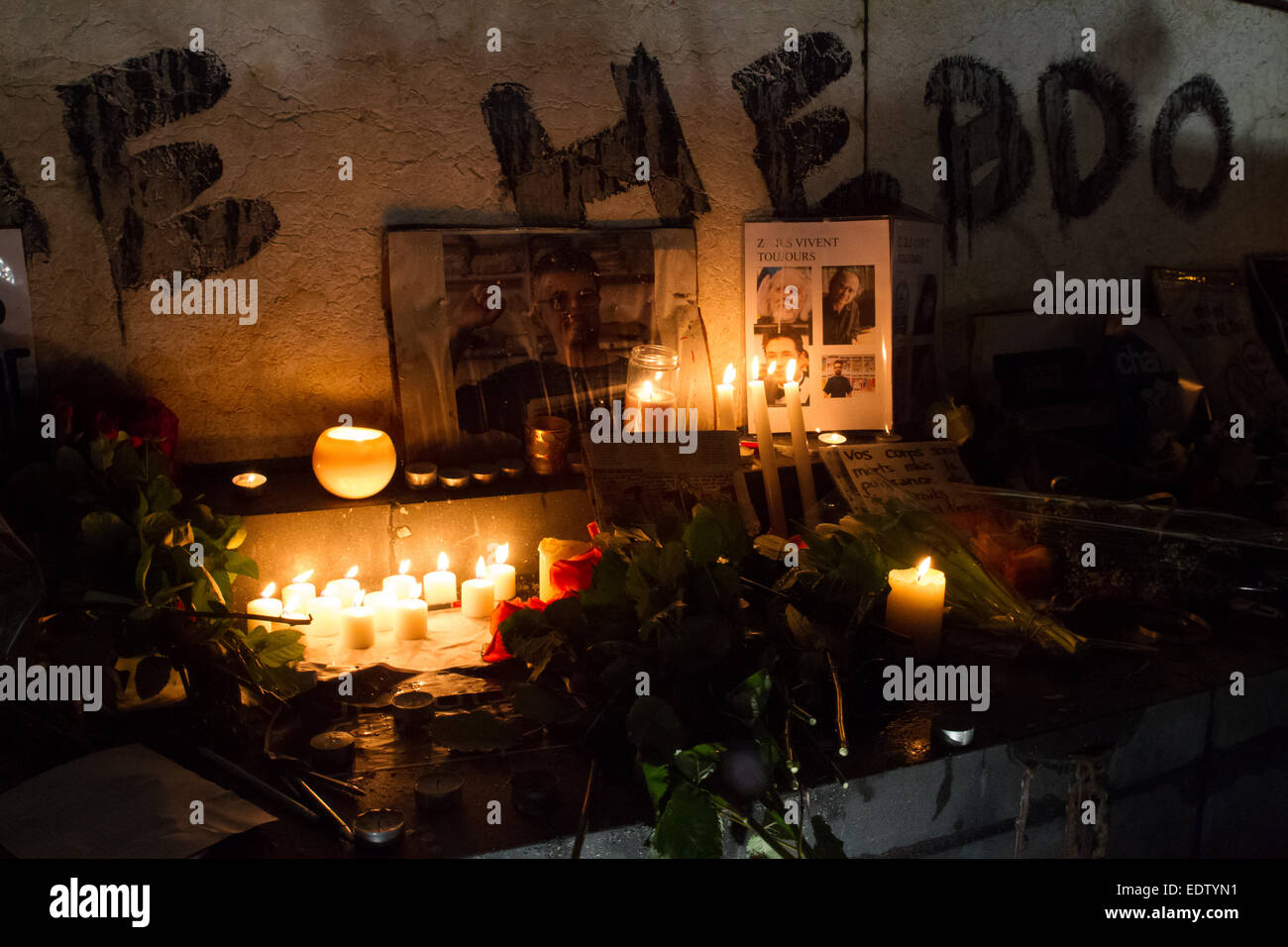 Paris, France. 8th January, 2015. Peaceful protest in Place de la ...
