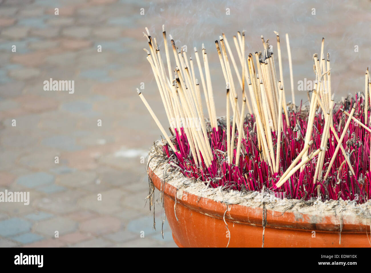 Burn joss stick hi-res stock photography and images - Alamy