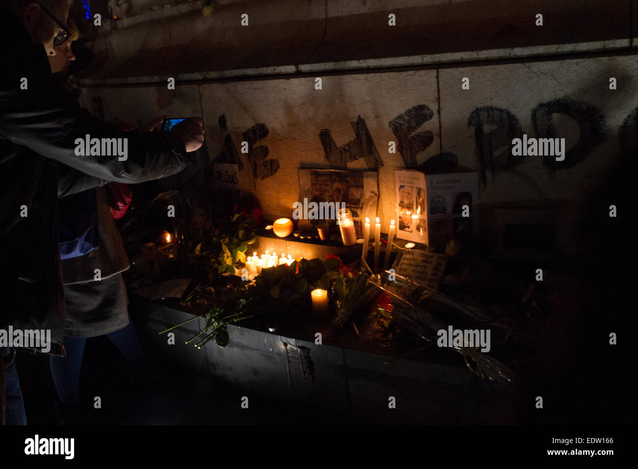 Paris, France. 8th January, 2015. Peaceful protest in Place de la ...
