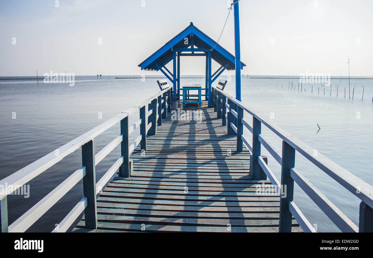 The wooden bridge of walkway Stock Photo - Alamy