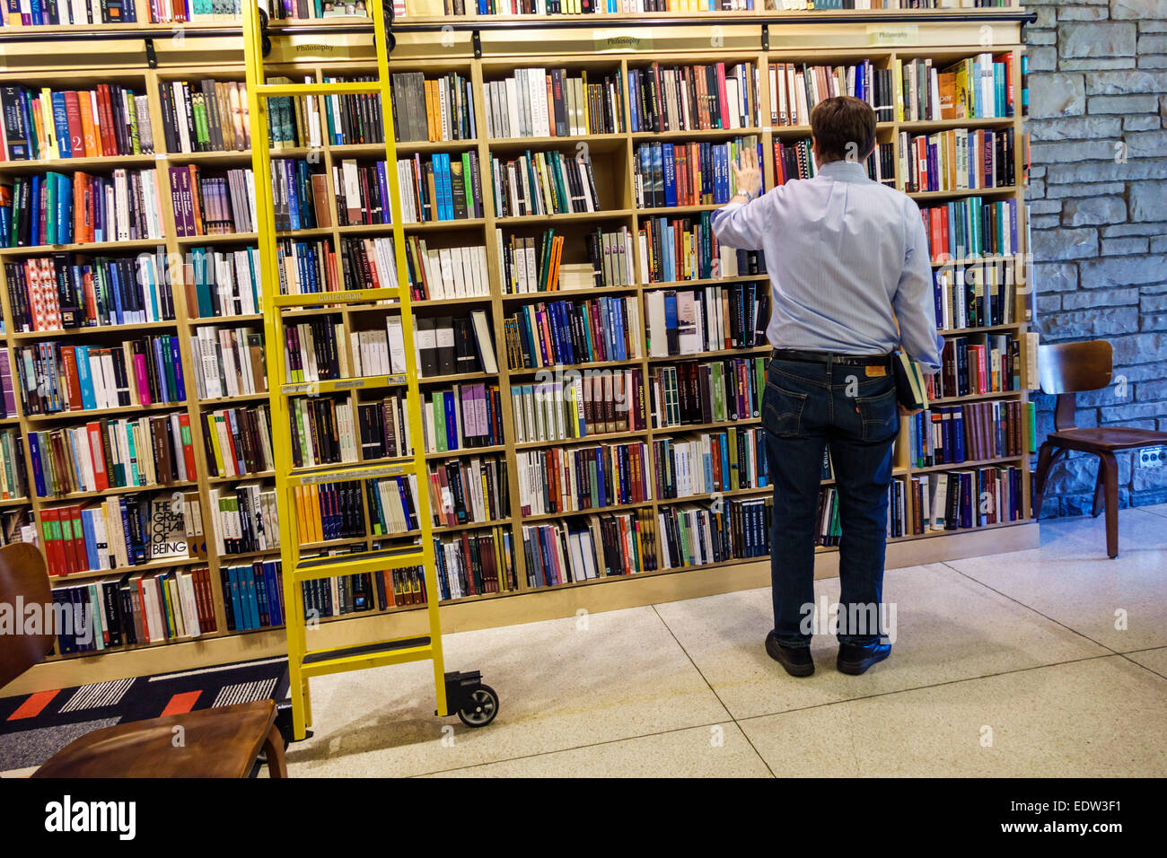 College Bookstore Textbooks High Resolution Stock Photography and ...