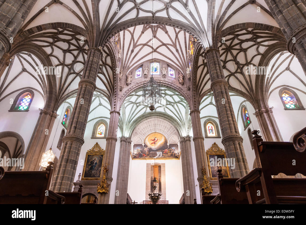 Interior santa ana church hi-res stock photography and images - Alamy