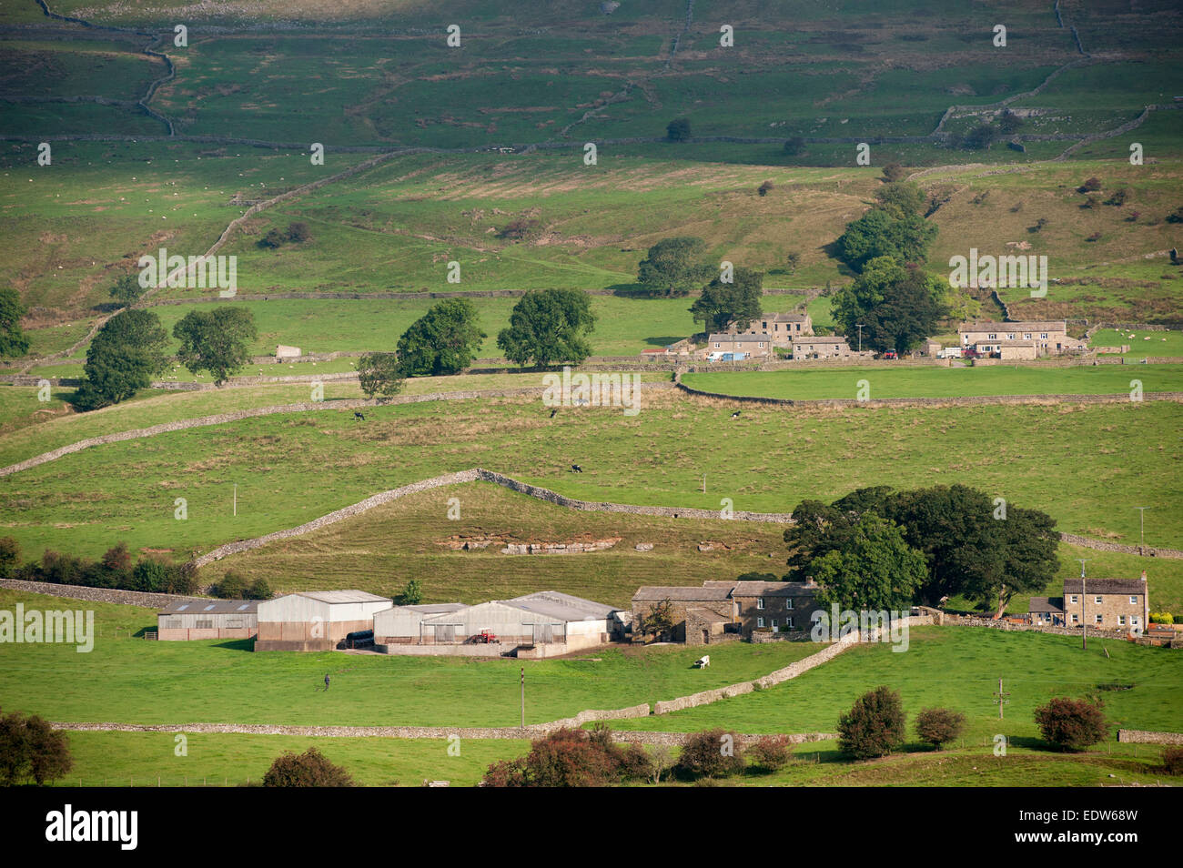 Yorkshire farm buildings hi-res stock photography and images - Alamy