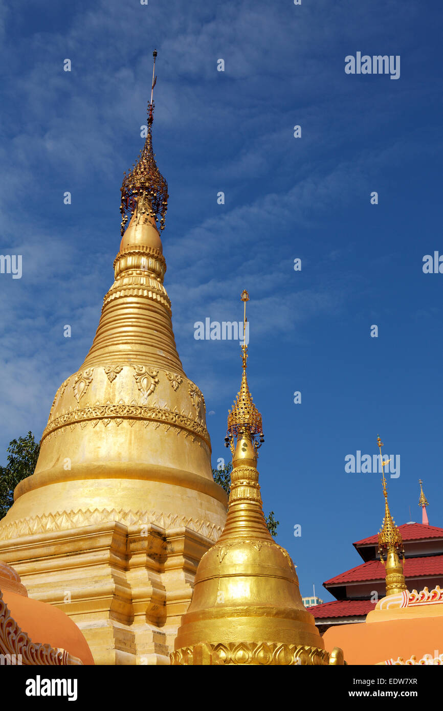 Thai style temple located in Penang Malaysia Stock Photo - Alamy