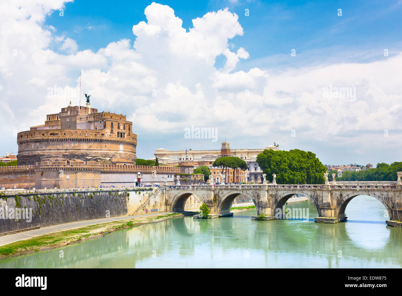 Sant angelo castle in rome hi-res stock photography and images - Alamy